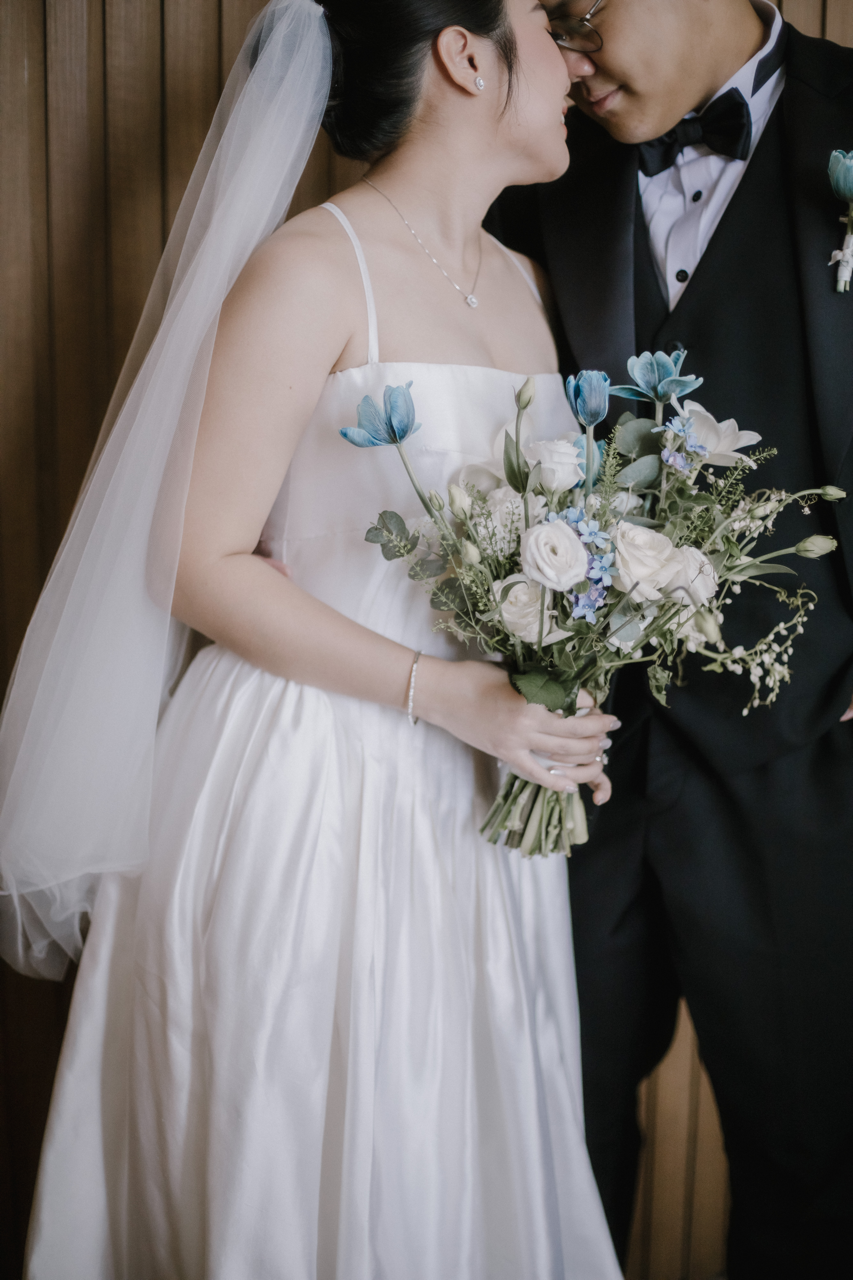 Blue White Posy Bouquet - Baleton Flowerchef