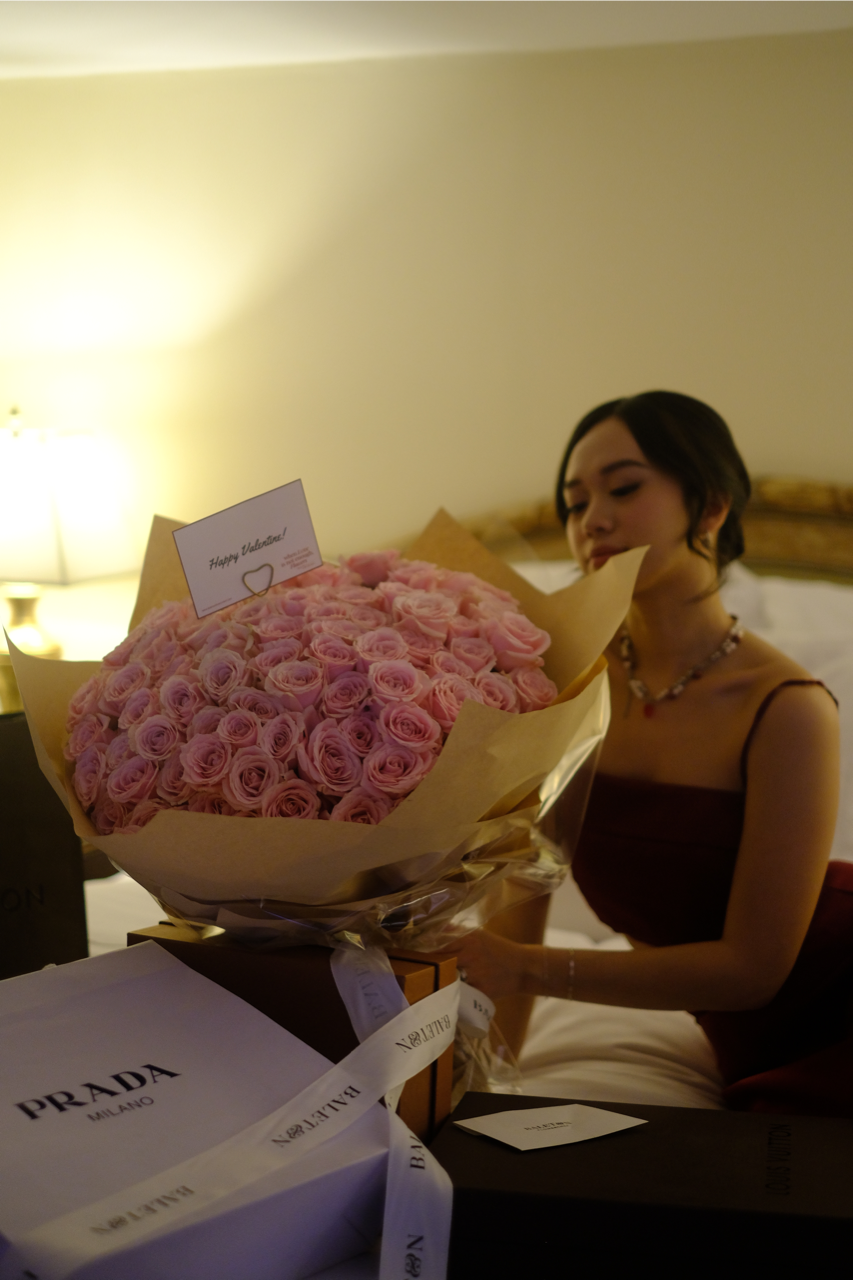 A Hundred Love Roses Baleton Flowerchef